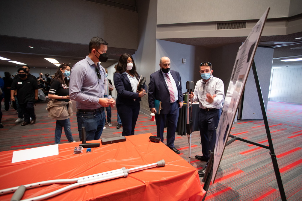Senior Design Project Showcase 2022 | College of Engineering and ...